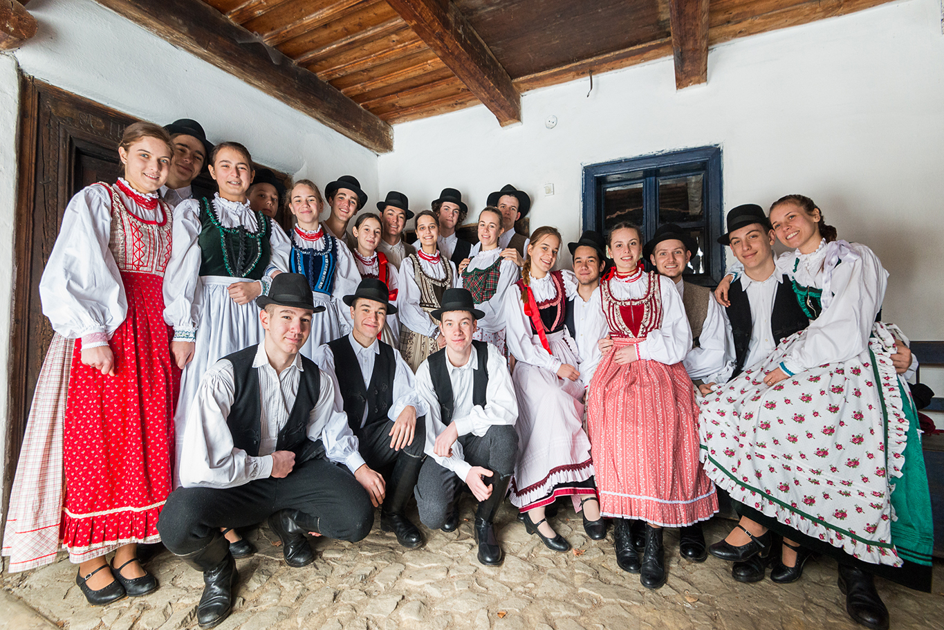 AZ ESEMÉNY SZERVEZŐJE